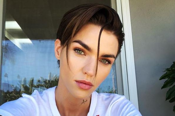 VIDEO: La cirugía de Ruby Rose que la salvó de quedar paralítica tras ...