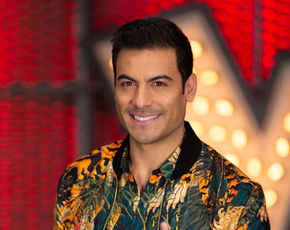 ¿Crisis de cuarentena? Carlos Rivera impresiona con su nuevo look - Fama