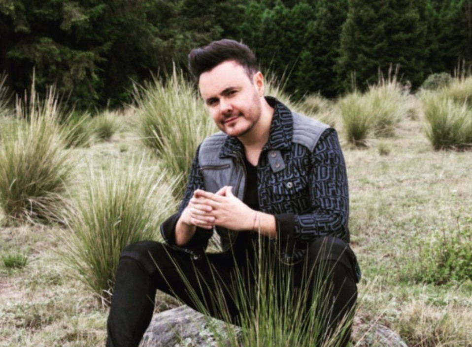 José Luis de Río Roma presenta a su novia Gabriela Prieto - Fama