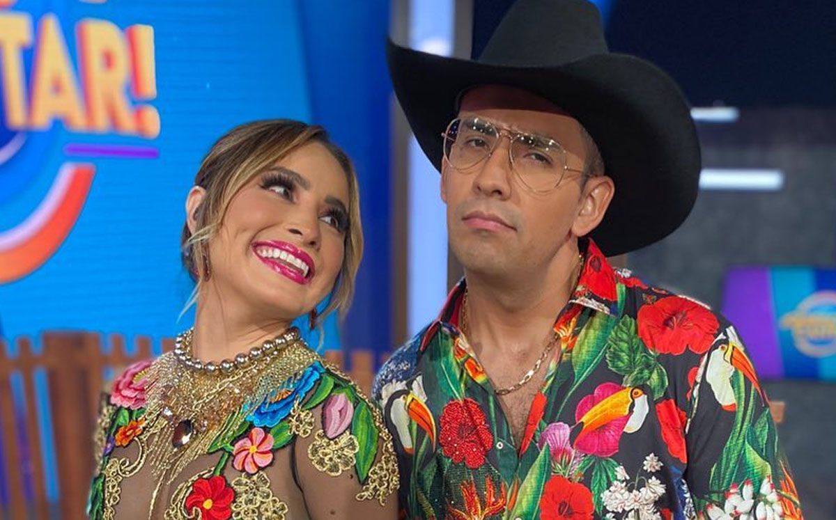 Cynthia Rodríguez imita a Ángela Aguilar con vestido transparenteFama