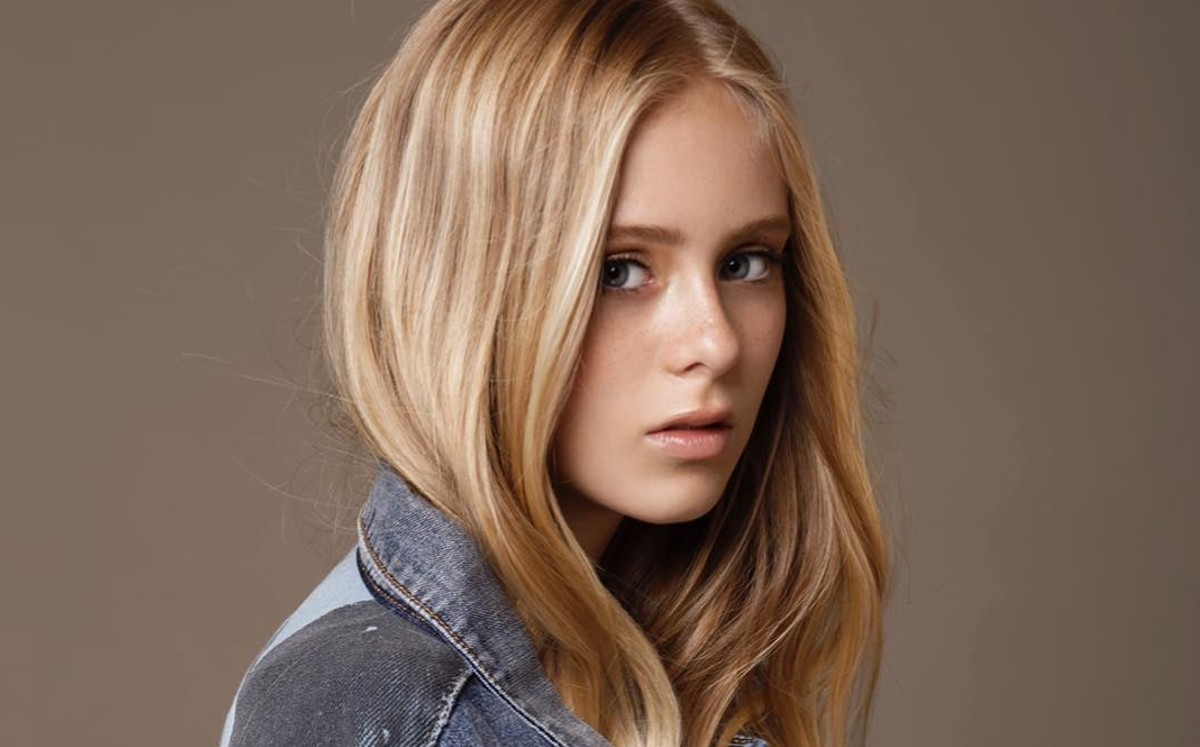 Loreto Peralta es igual de bella que su mamá, Greta Jacobson - Fama