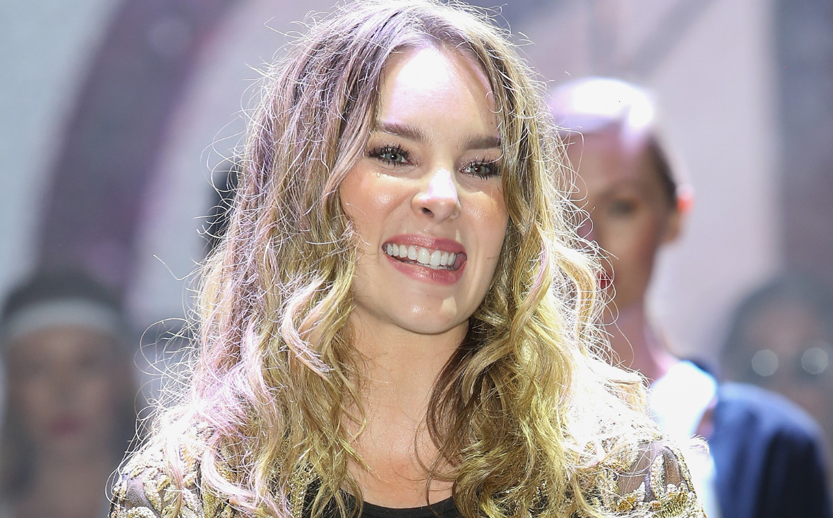 Belinda Modela El Vestido Más Arriesgado De Su Armario Fotosfama