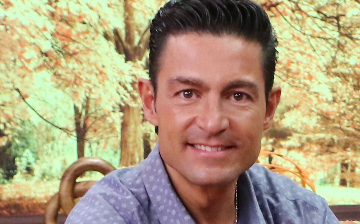 Fernando Colunga fue doble de riesgo, esta fue su primera escenaFama