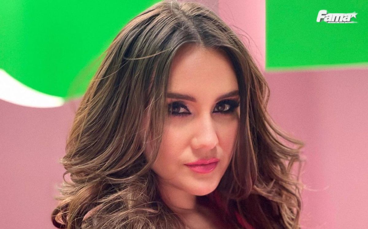 Dulce María deslumbra con su look en la gala de Women of the Year 202Fama