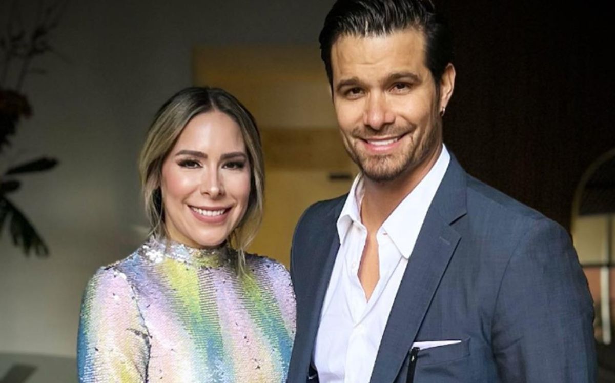 Brandon Peniche y Kristal Cid anuncian su tercer embarazo con foto - Fama