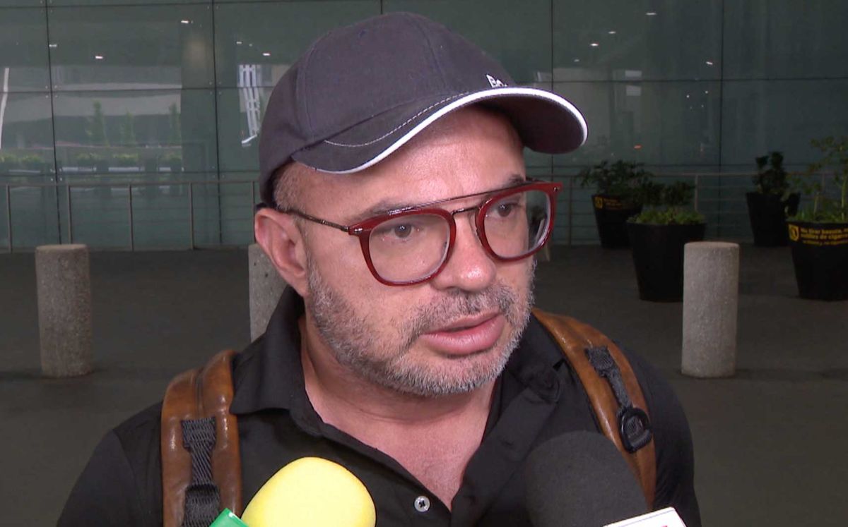 Marco Chacón habría mentido sobre su grado de estudios - Fama